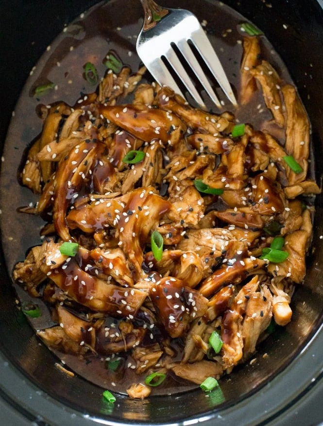 20 + Delicious Slow Cooker Recipes - MommyThrives